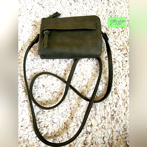 Universal Thread | Bags | Universal Thread Pursewallet | Poshmark
